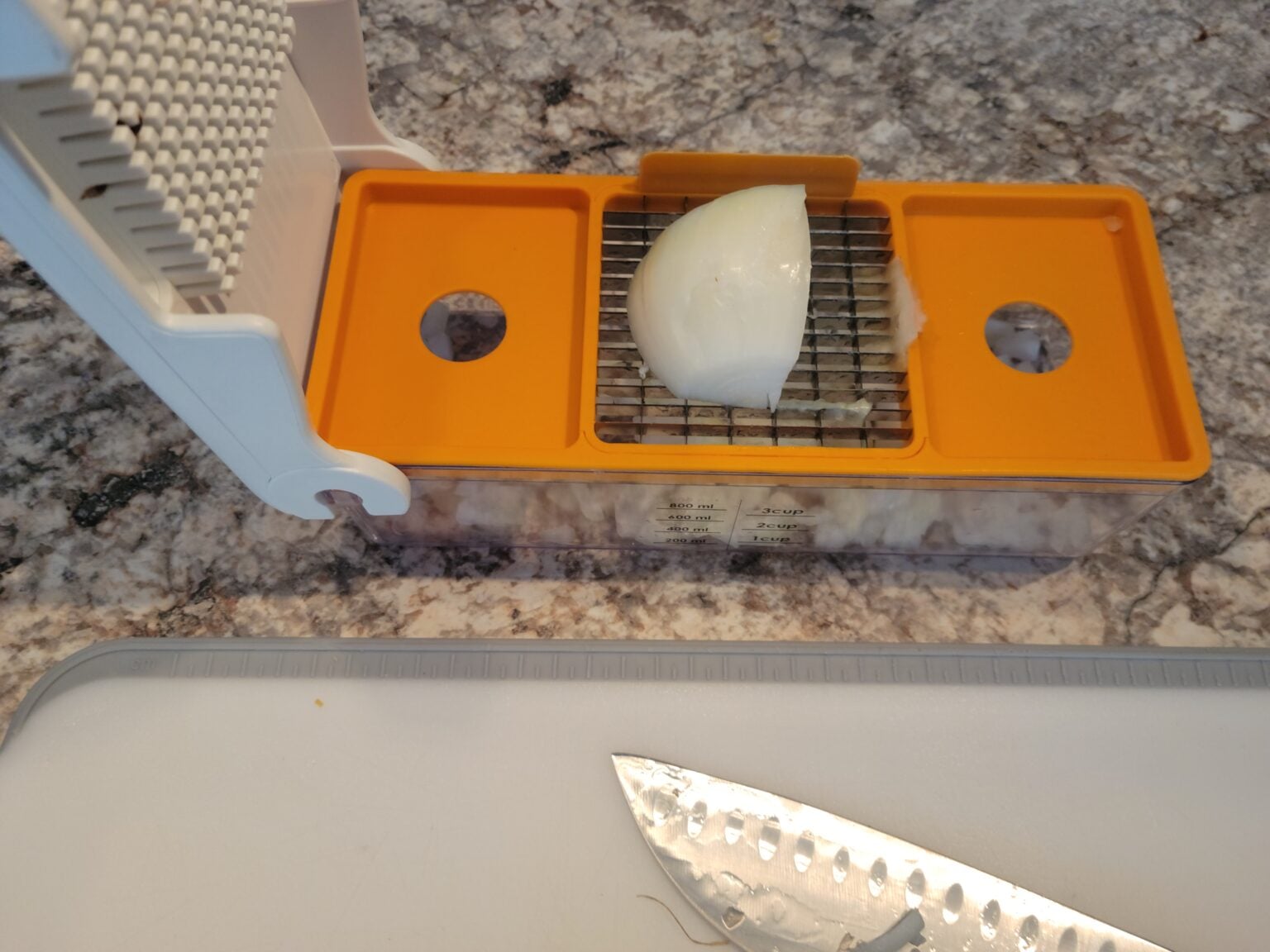 Simplify Your Kitchen Tasks: A Guide on How to Use and Clean a ...