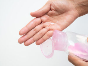 Baby Oil Magic: 30 Surprising Uses to Save Money in Your Daily Routine ...