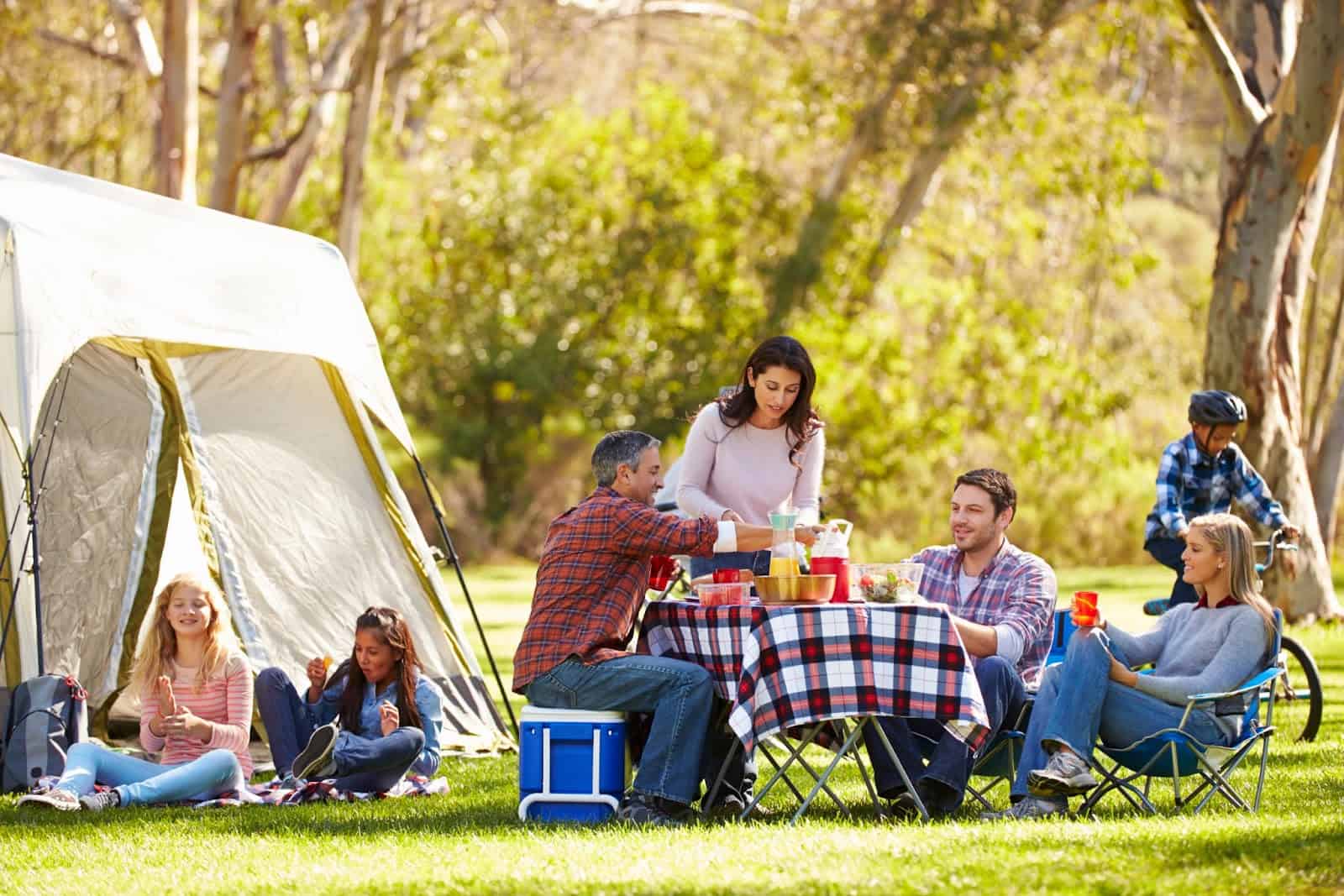 The Secret to Better Mental Health? 22 Activities to Try Outside - Cha ...