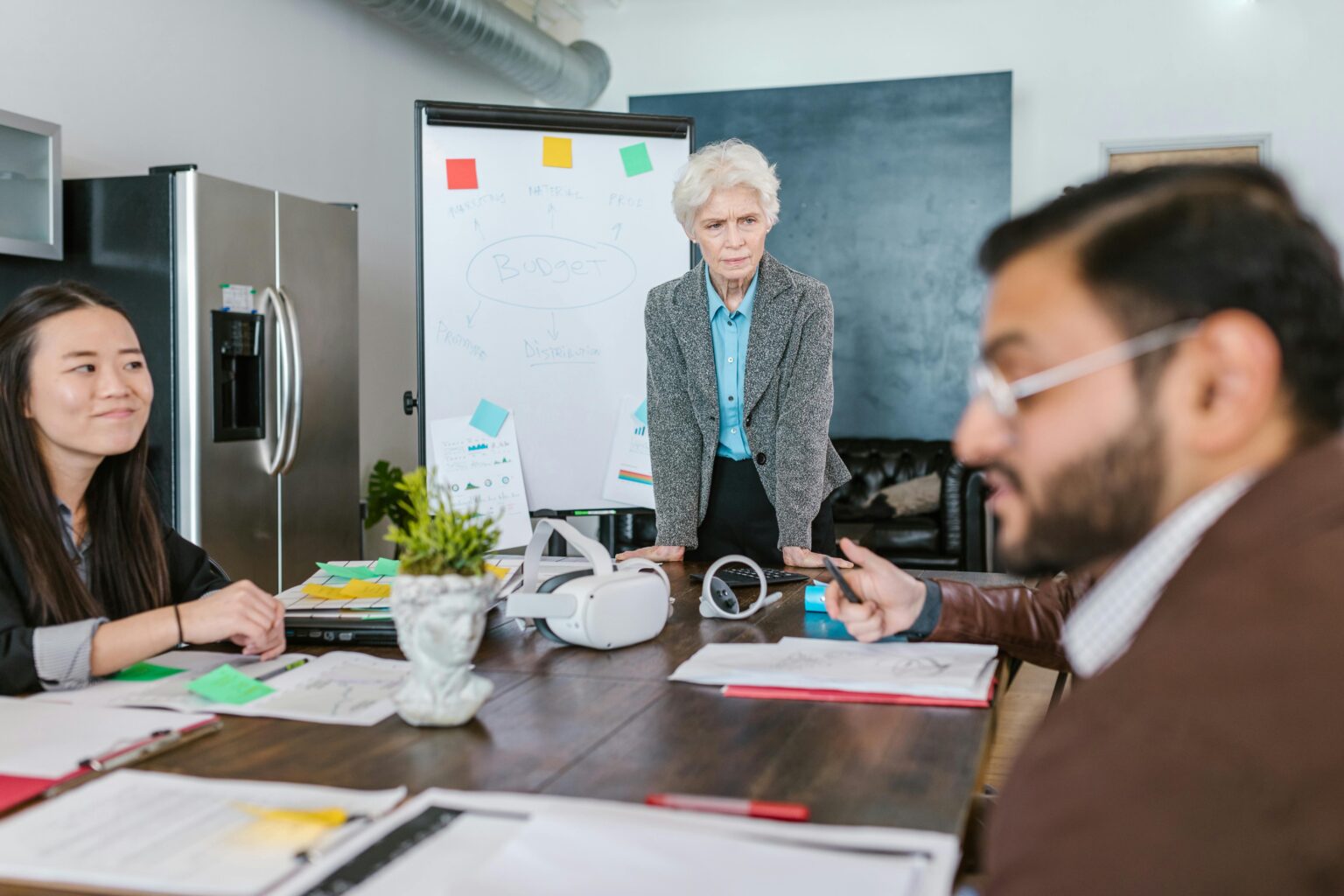 Ridiculous Workplace Rules: 22 Examples and Their Impact - Cha Ching Queen