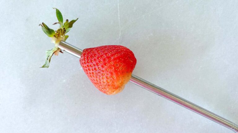 19 Foods You’re Cutting and Peeling Wrong (And the Right Way to Do It ...