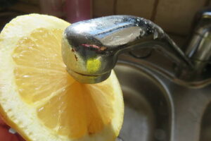 25 Effective Cleaning Tips with Lemons You Haven’t Tried Yet - Cha ...