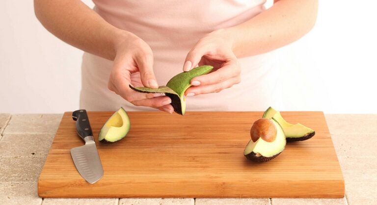 19 Foods You’re Cutting and Peeling Wrong (And the Right Way to Do It ...