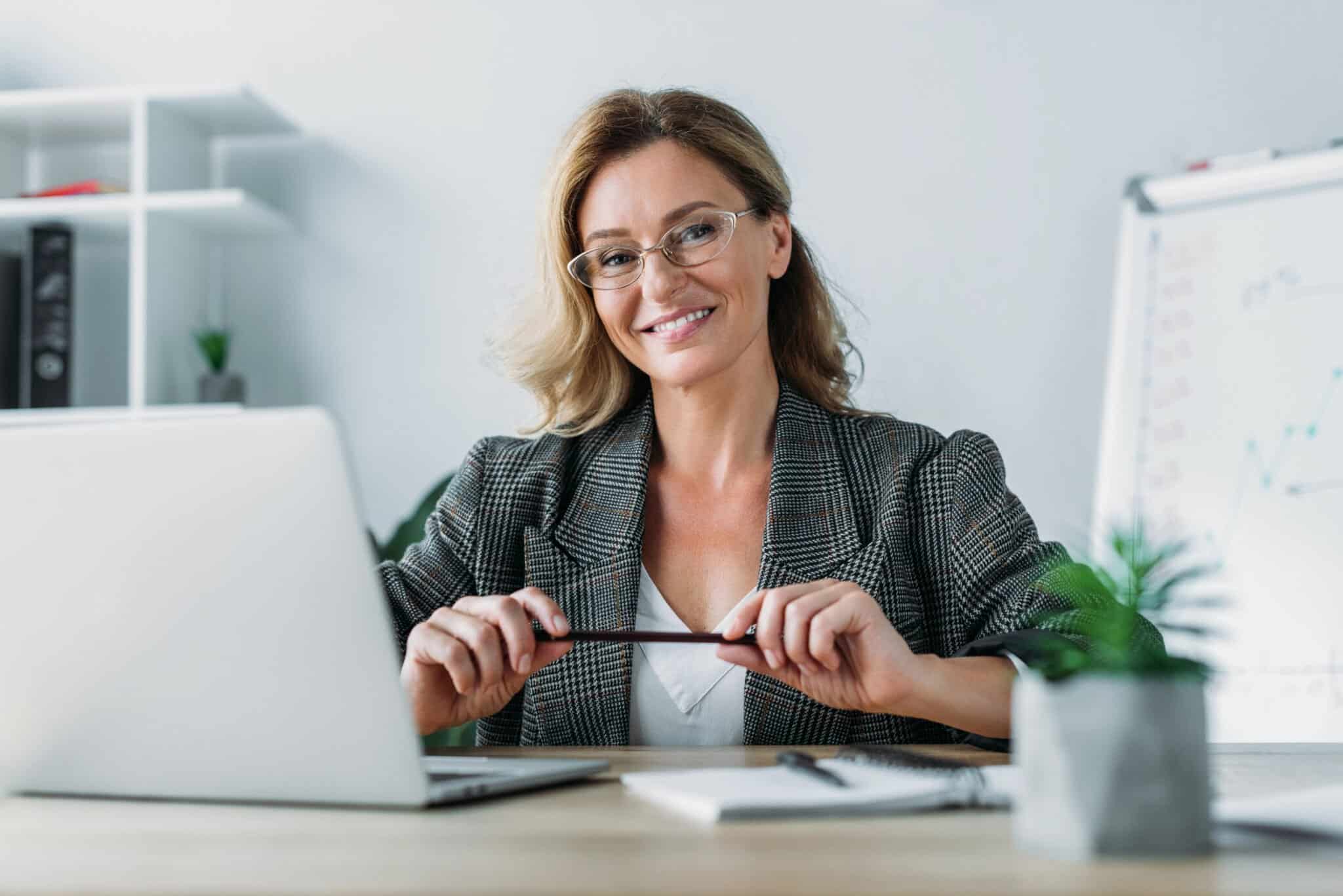 Ridiculous Workplace Rules: 22 Examples and Their Impact - Cha Ching Queen