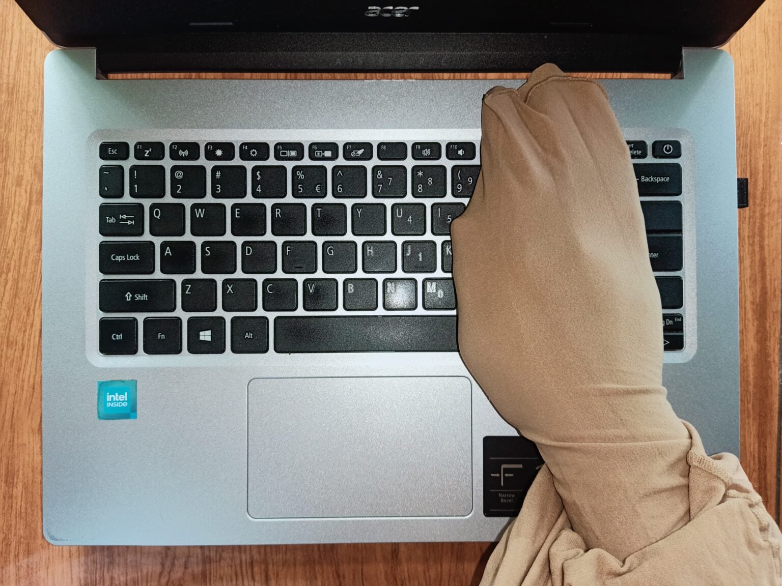21 Clever Pantyhose Hacks - Cha Ching Queen