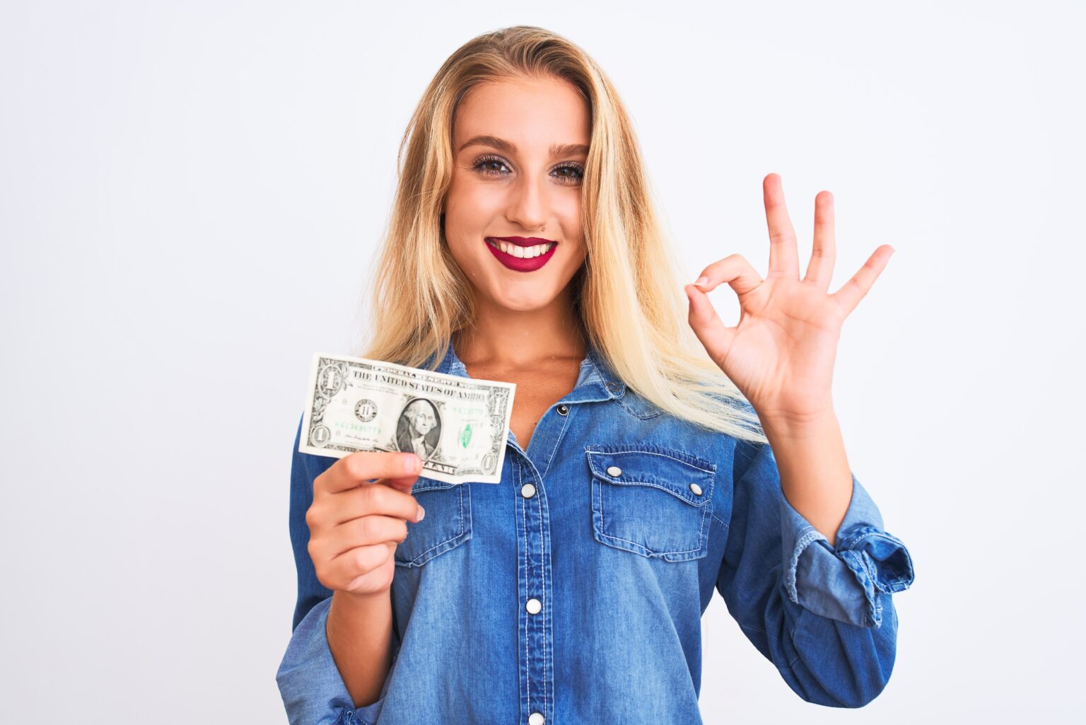 Why Cash Still Matters in a Digital Payment World - Cha Ching Queen