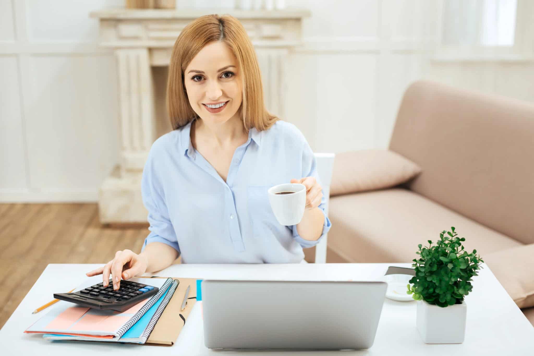 23 Ways to Successfully Manage Life on a Single Income - Cha Ching Queen