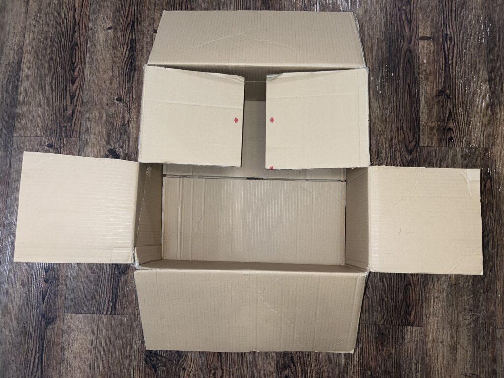 How to Reshape a Cardboard Box (Turn a Square Into a Rectangle) - Cha ...
